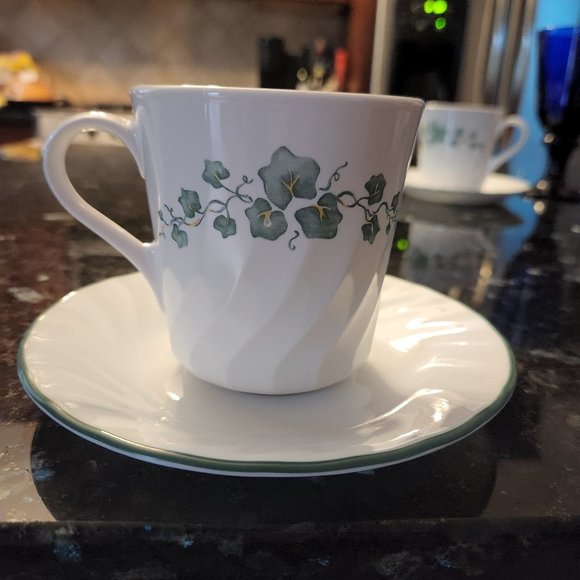 Correlle | Kitchen | Sale Two 2 Corning Corelle Callaway Ivy Coffee ...